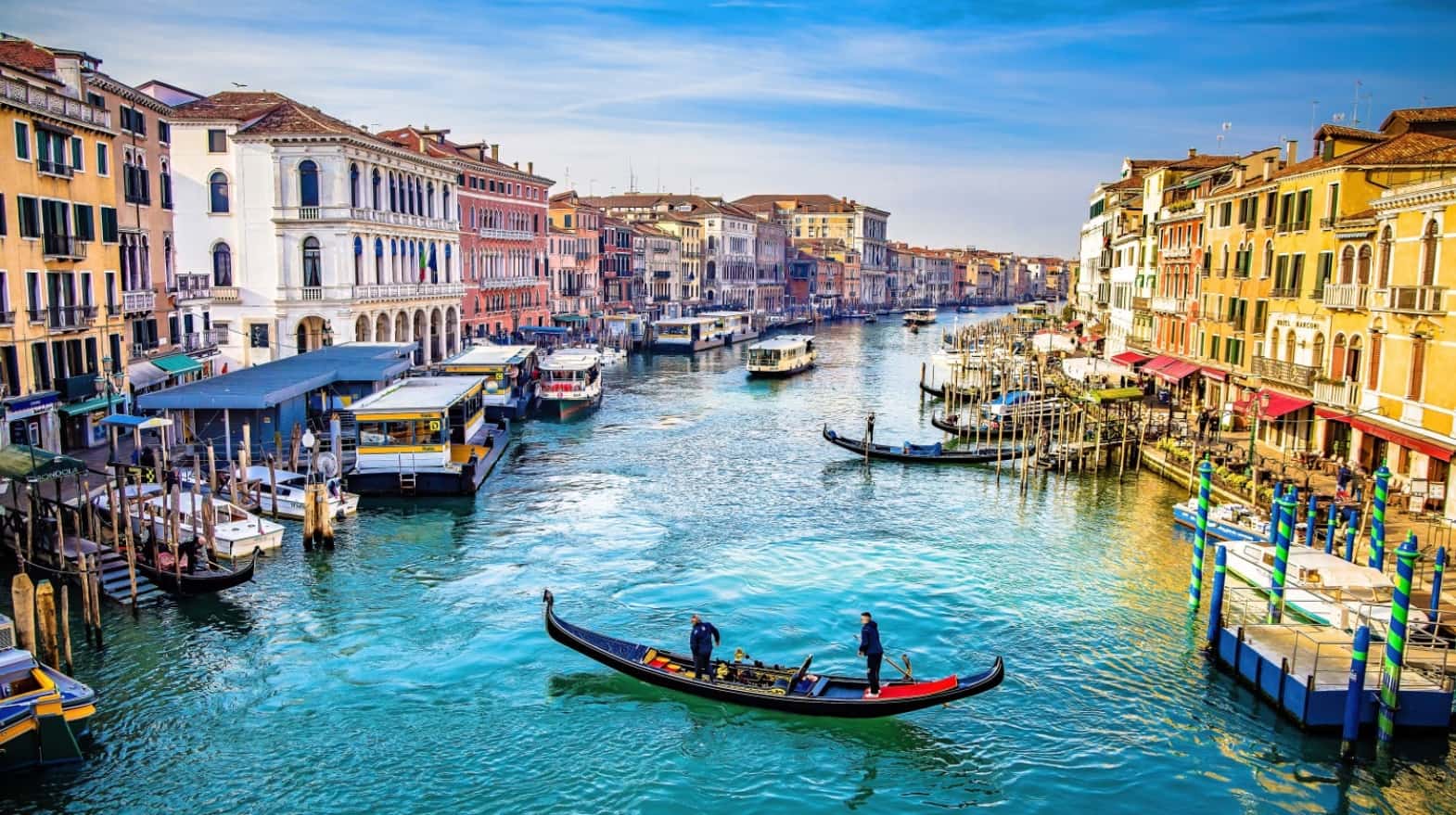 Quick Guide to Use Your Phone in Italy 2025